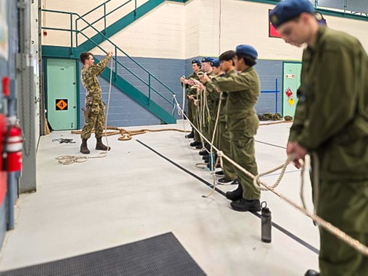 Local Cadets Learn About CAF Occupations through Engagement